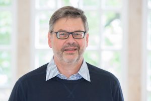 Prof. Dr. Roland Strauss | IDN AG Strauß